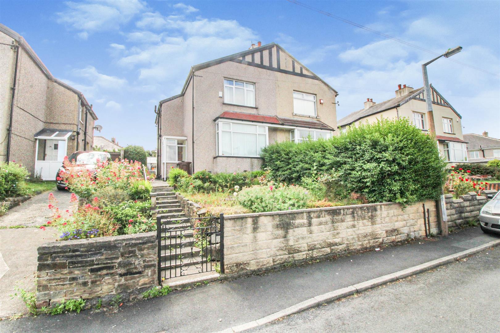 3 Bed, 1 Bath Property For Sale in Lodore Road, BD2 4JH